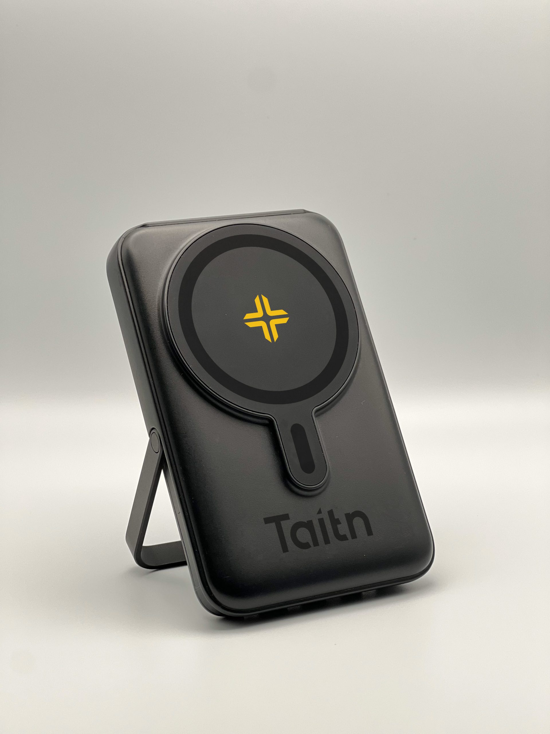 Bolt: Universal Power Bank – Taitn